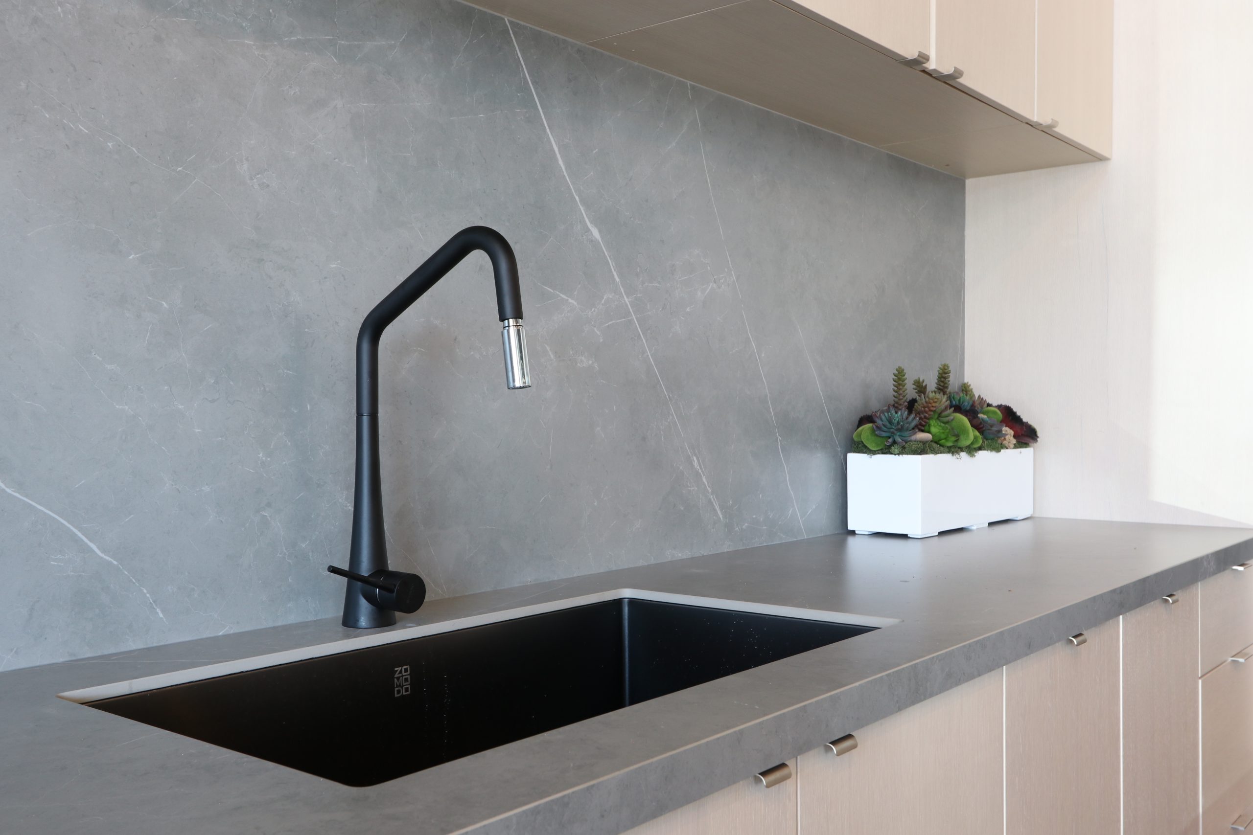 Porcelain Countertop Installation Services | Countertops and Floors